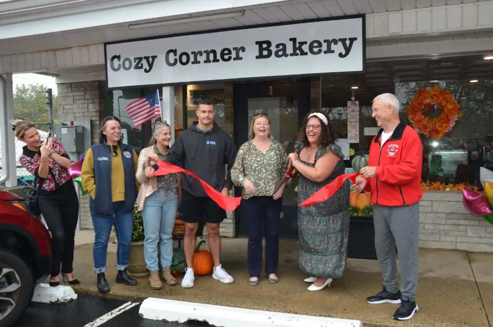 Cozy Corner Bakery - Veni Vidi Scripto